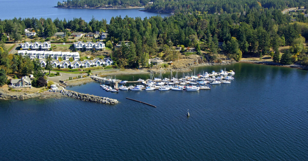 Beachcomber Marina | Unique Properties